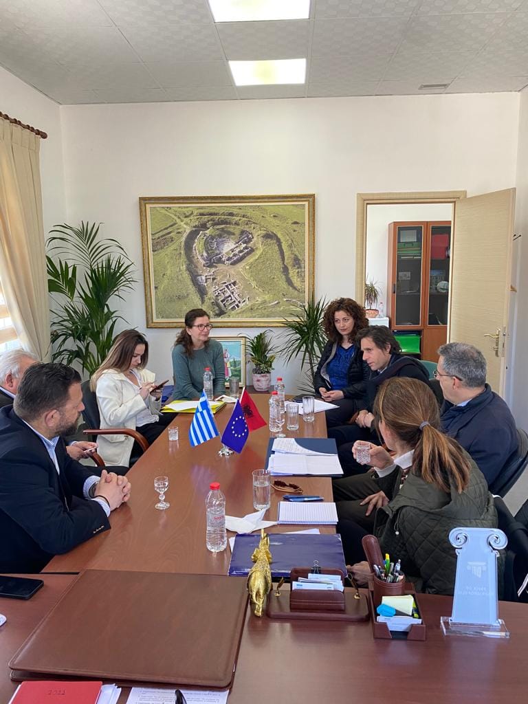 Ο Δήμαρχος Δρόπολης και Πωγωνίου,κ. Δημήτρης Τόλης, είχε την τιμή να ...